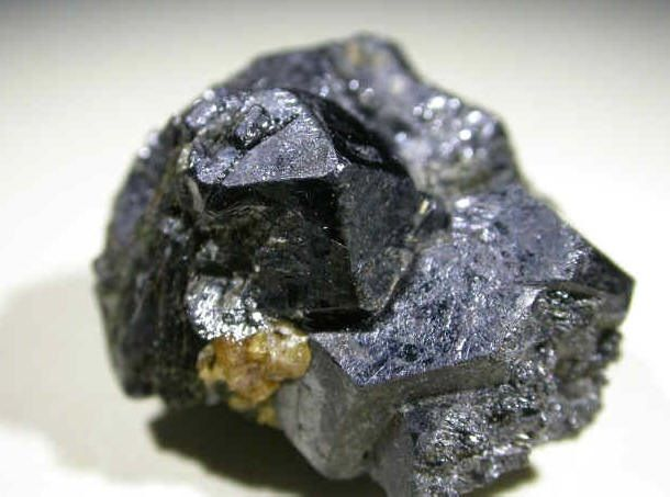 Titanium mining - Mining Methods,Uses,Process -Countries Mining Titanium