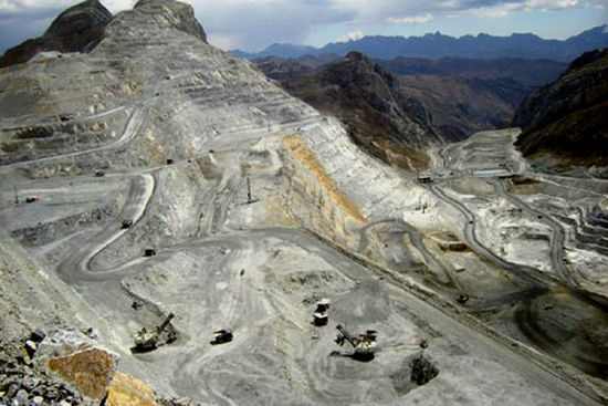 Silver element extraction methods Open pit, underground mining techniques